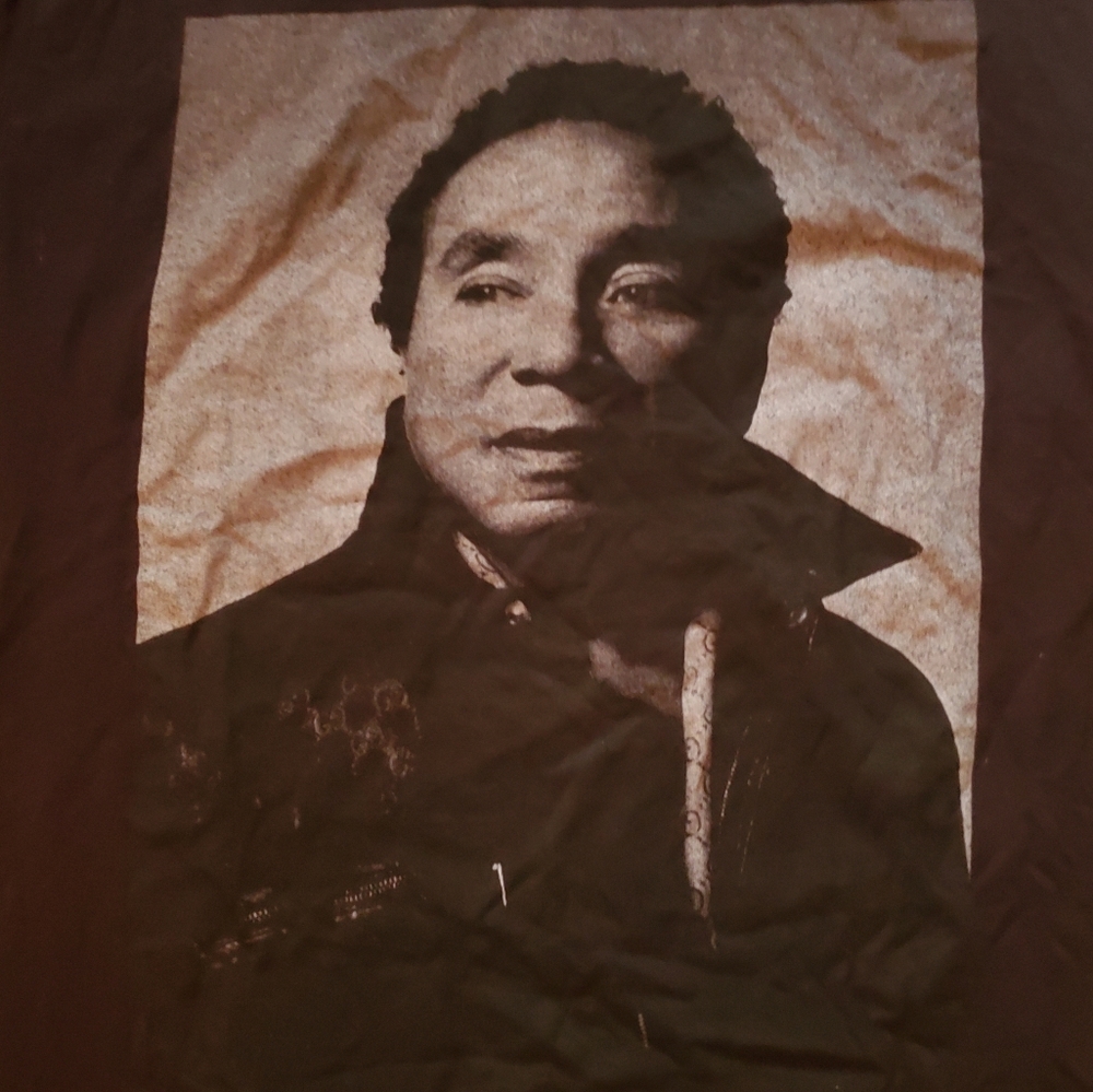 Smokey Robinson World Tour Shirt - Gem